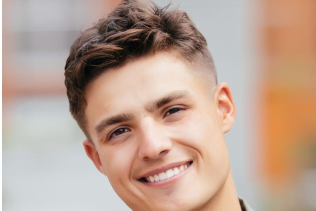 Rekomendasi Gaya Rambut Pria 2024, Stylish dan Kekinian