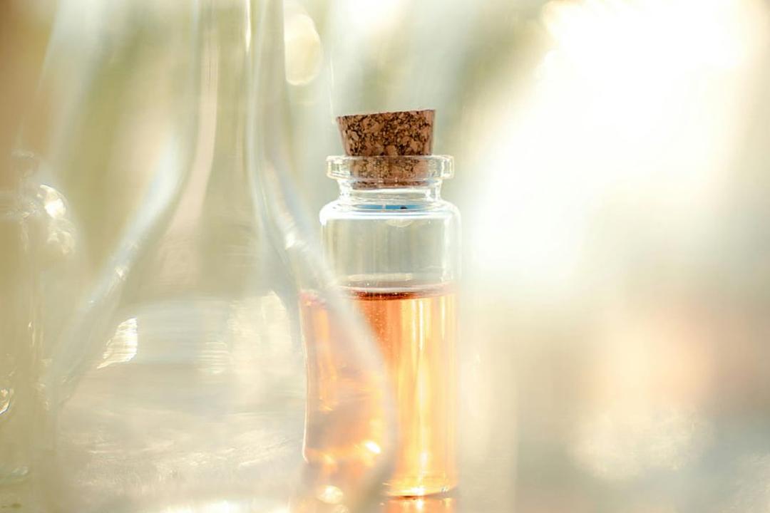 Extrait de Parfum: Ciri Khas, Daya Tarik & Rekomendasinya