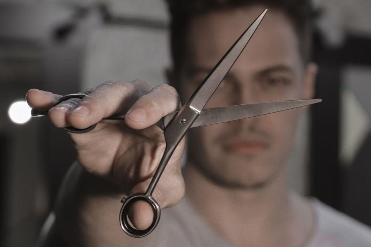 Panduan Lengkap Perm Rambut Pria: dari Tren hingga Perawatan